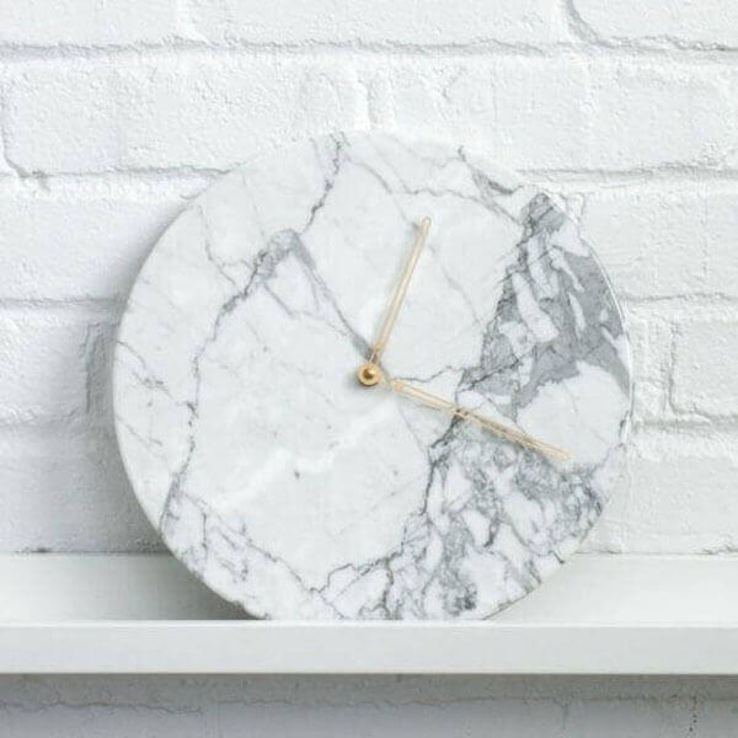 Marble Clock: When Aesthetics and Durability Meet!